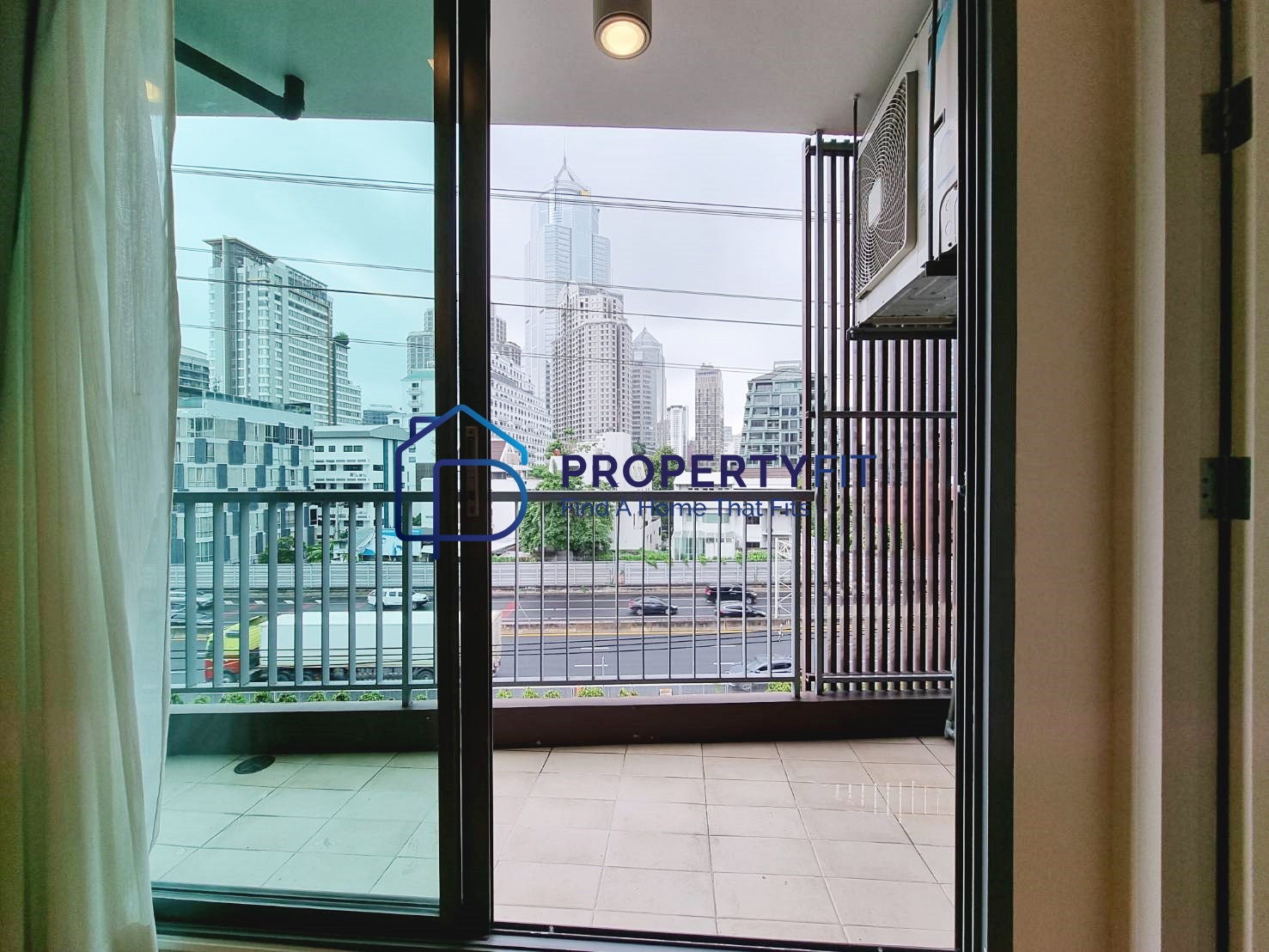 Focus Ploenchit – 2 bed - Property Fit